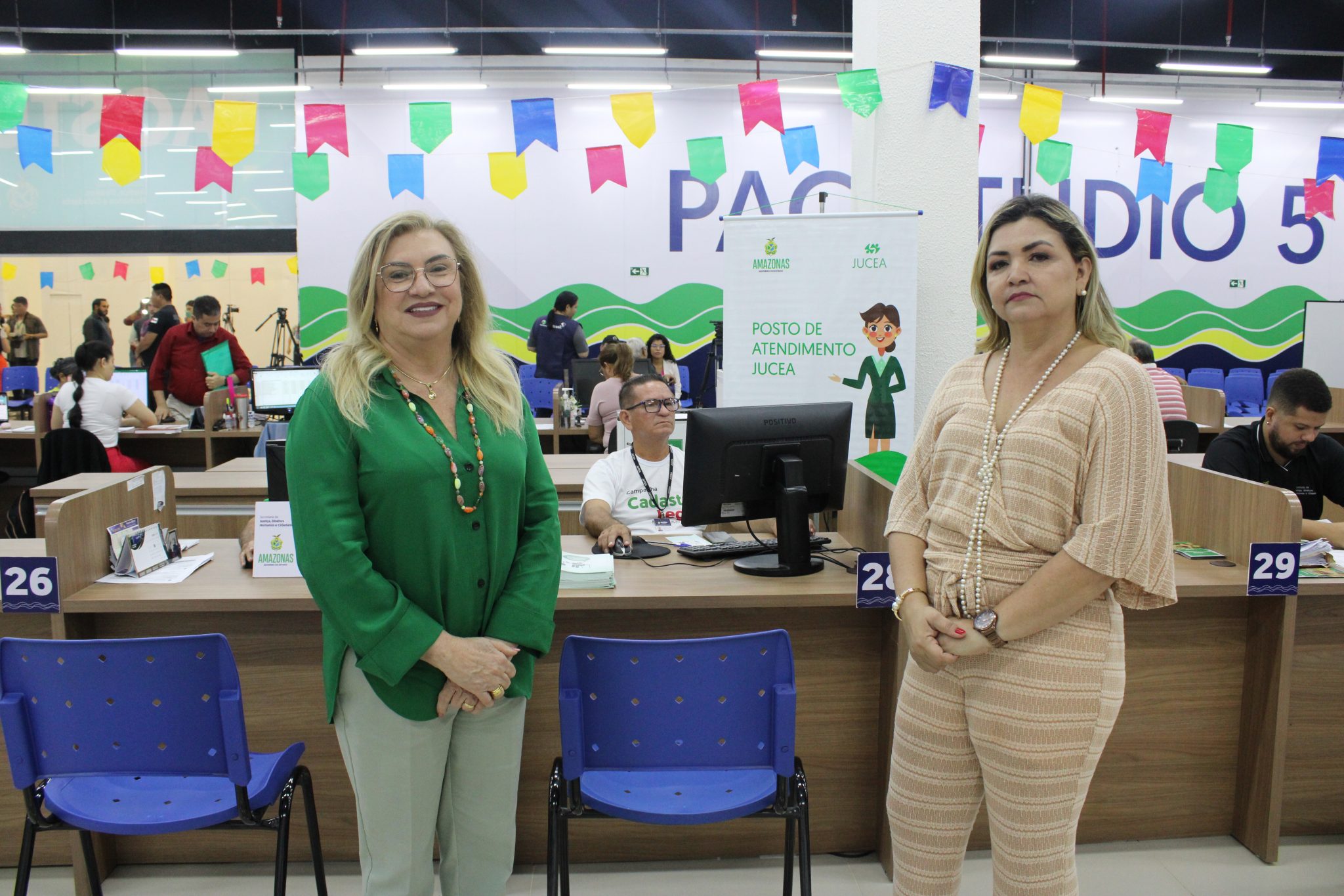 Governo do Amazonas abre postos de atendimento da Jucea e Procon-AM no ...
